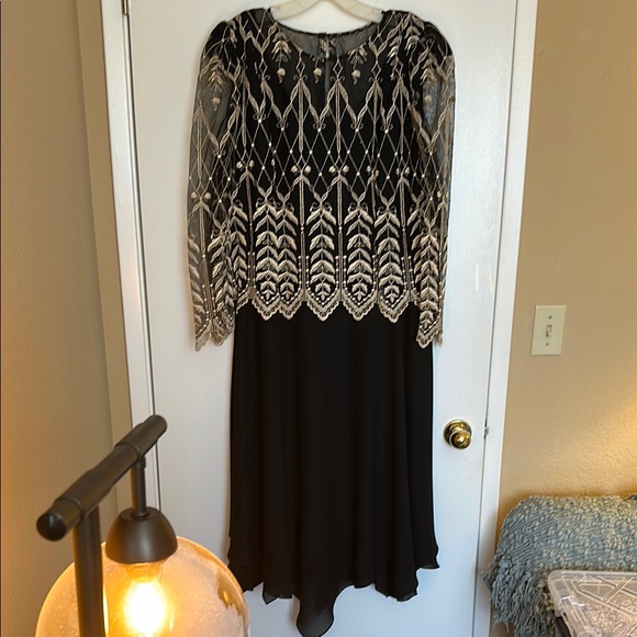 Cachet | Dresses | Cachet Black Long Sleeve Gown With Crew Neck | Poshmark